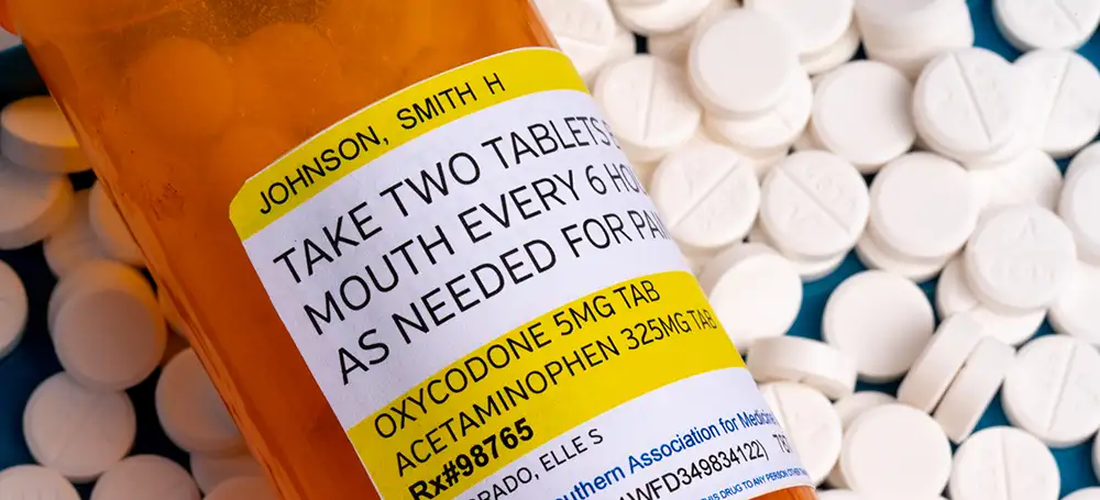 The Long-Term Effects of OxyContin Addiction on Health - Mayflower Recovery