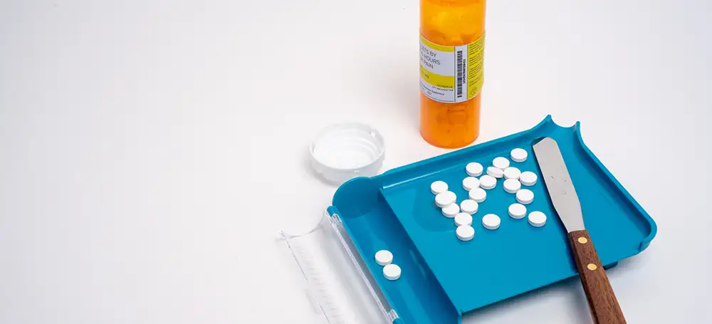 The Long-Term Effects of OxyContin Addiction on Health - Mayflower Recovery