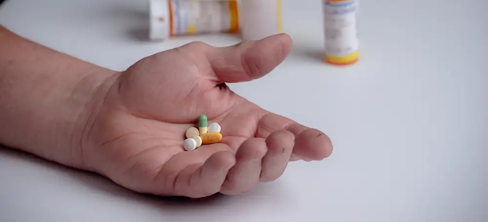 Managing Withdrawals from Oxycodone Addiction - Mayflower Recovery